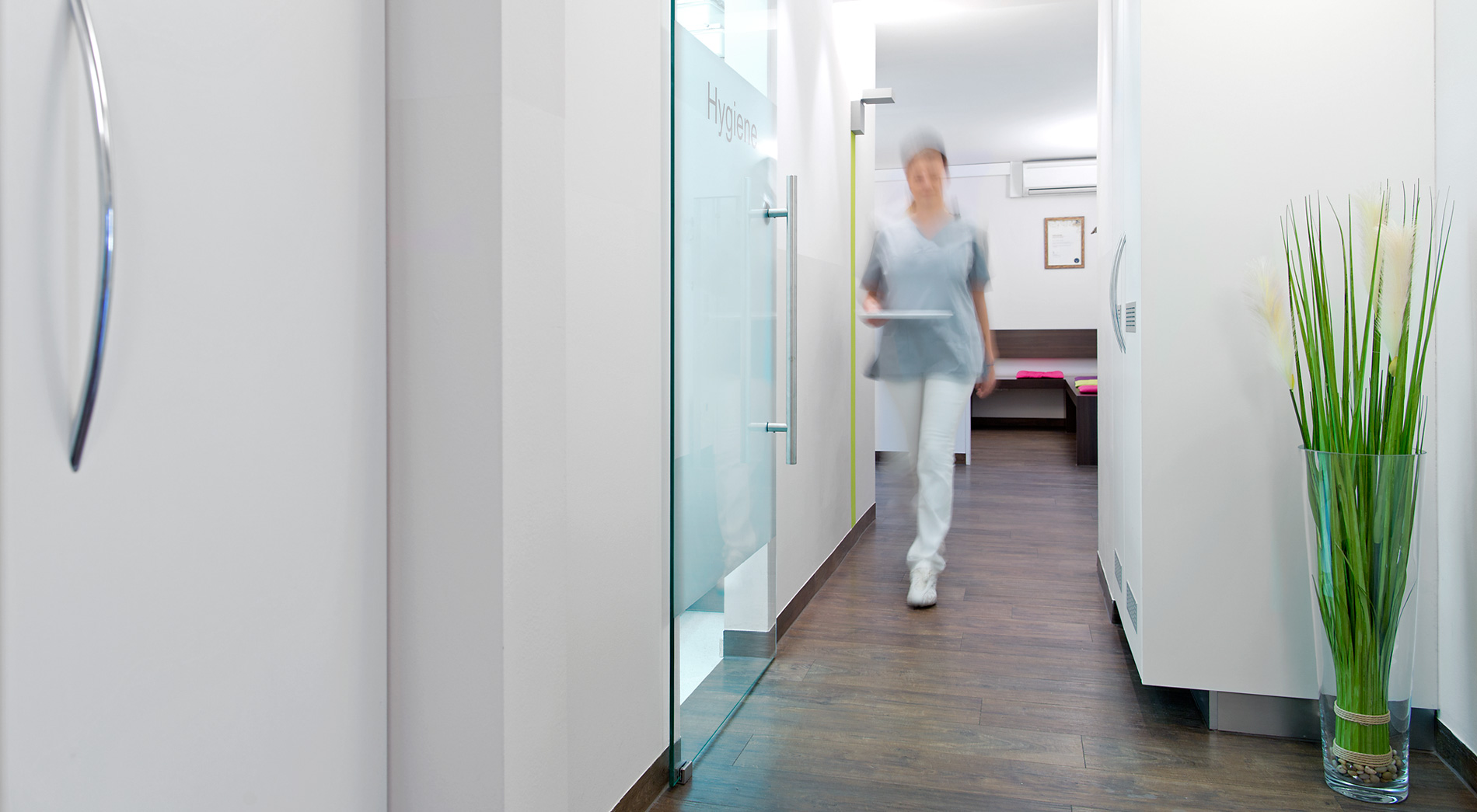 Impressionen Zahnarztpraxis Dr. Gradl - Zahnarztpraxis Neufahrn bei ...